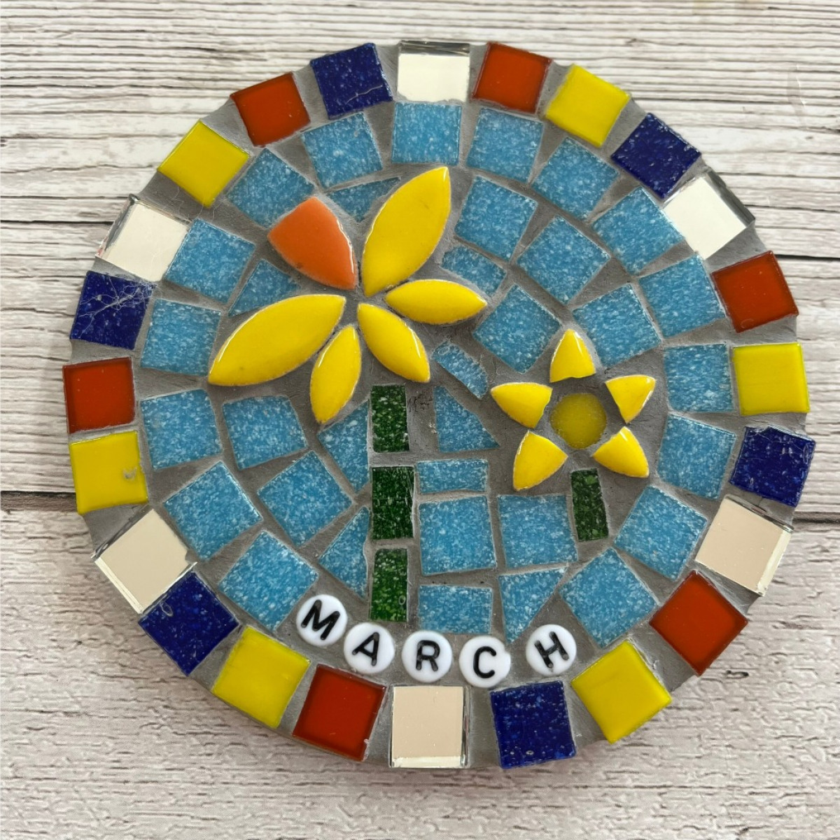 Birth Flower Mosaic Kit. March - Daffodil » Rachel Shilston
